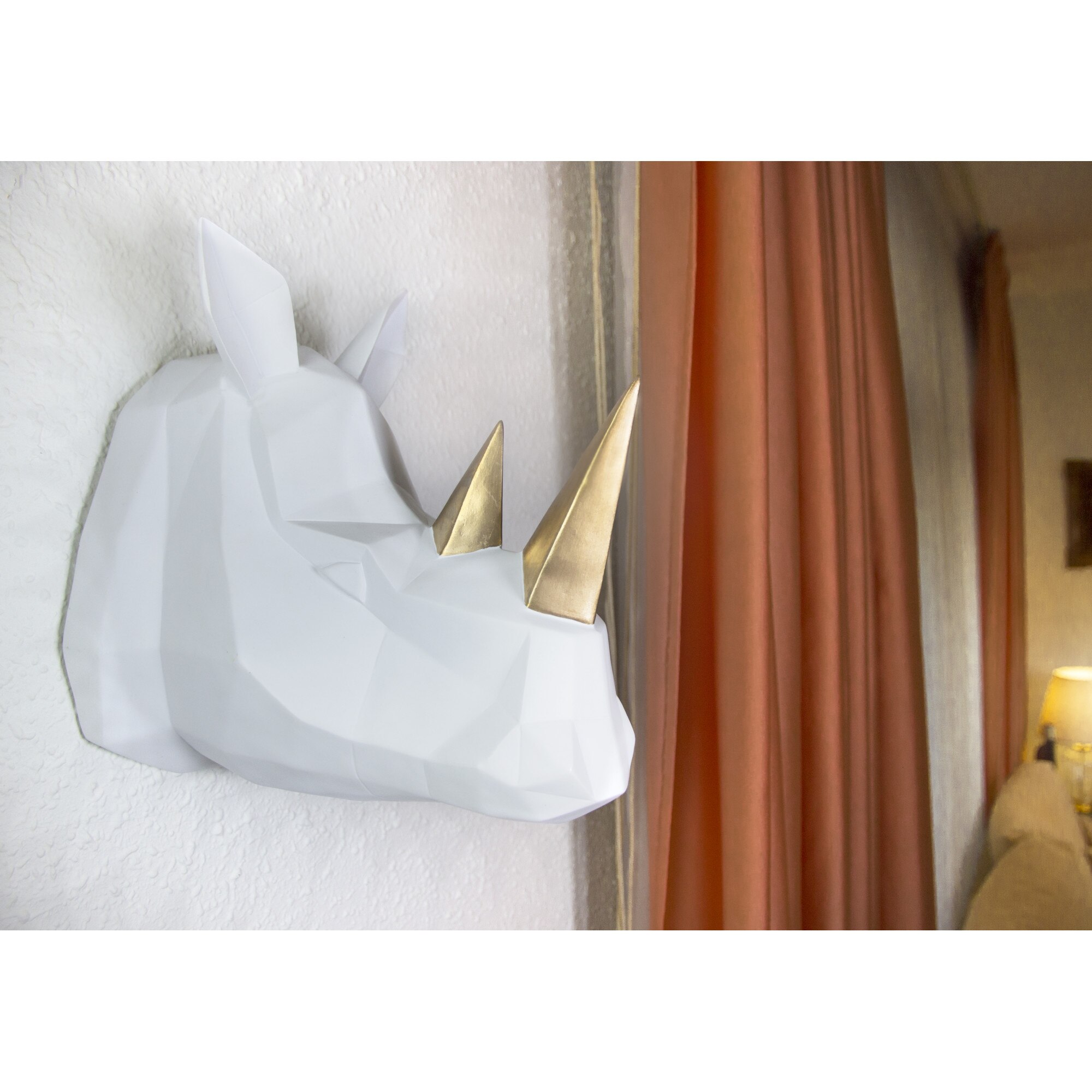 Trofeu de perete geometric 3D - Rhino - White & Gold - eMAG.ro