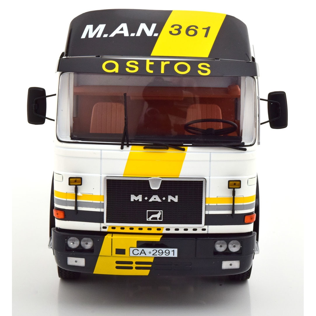 Macheta Camion Man F8 1978 - 1/18 Road Kings - eMAG.ro