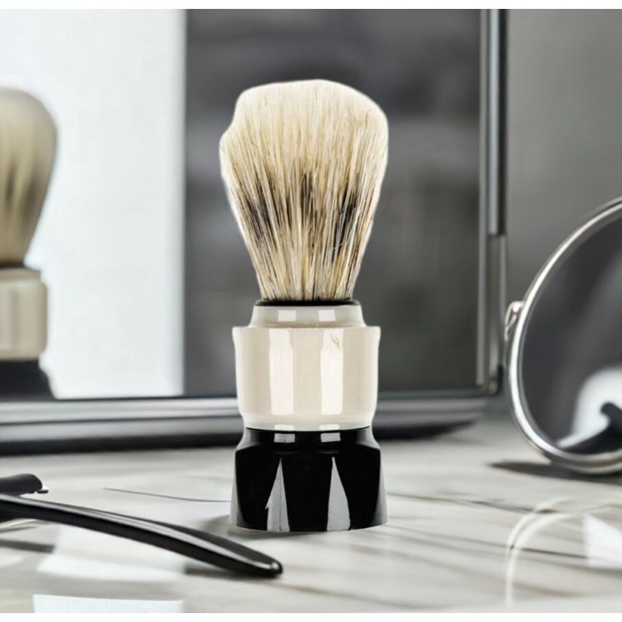 Pamatuf pentru ras, din par natural, 10 cm - eMAG.ro