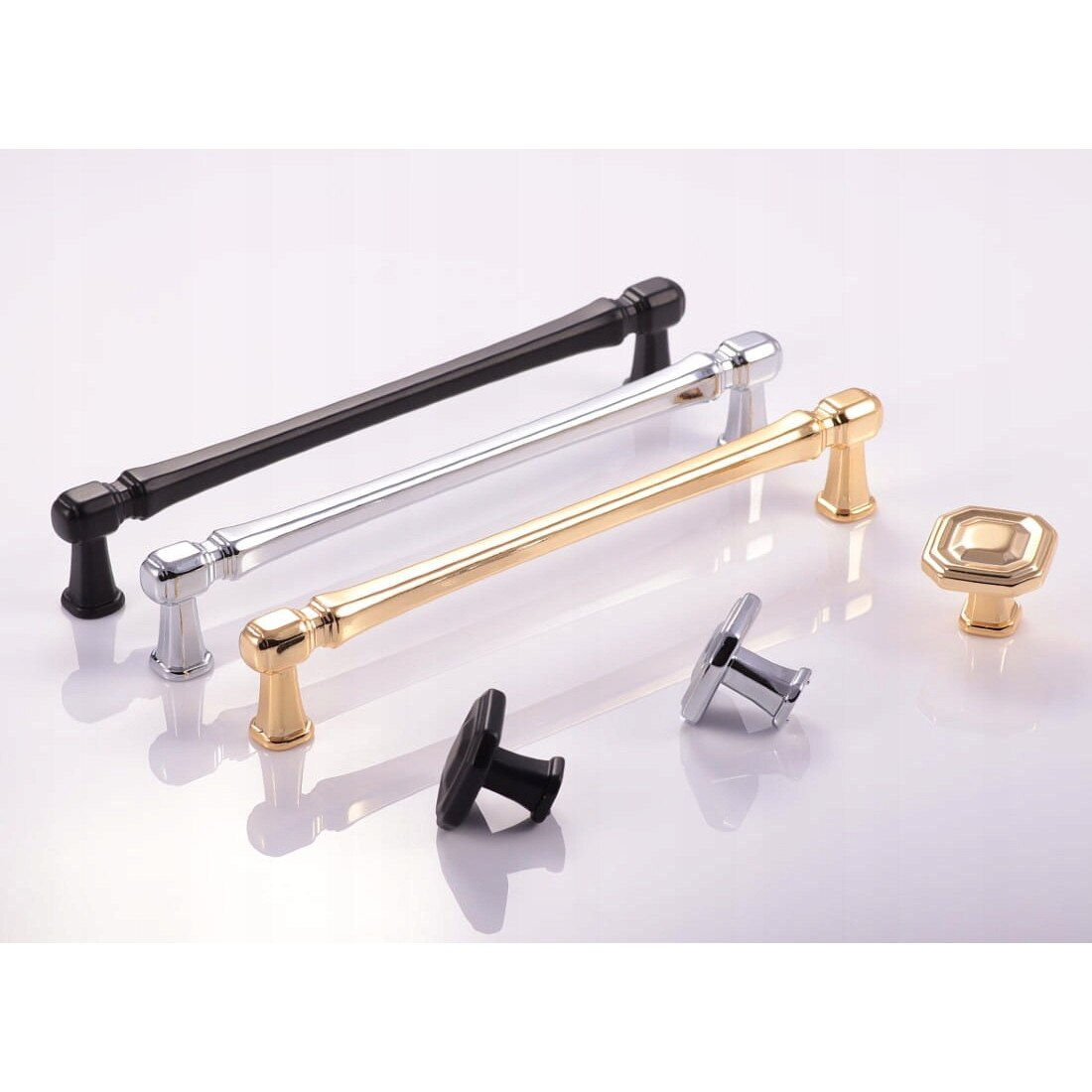 Maner mobilier decorativ, Giusti, Metal, Negru - eMAG.ro