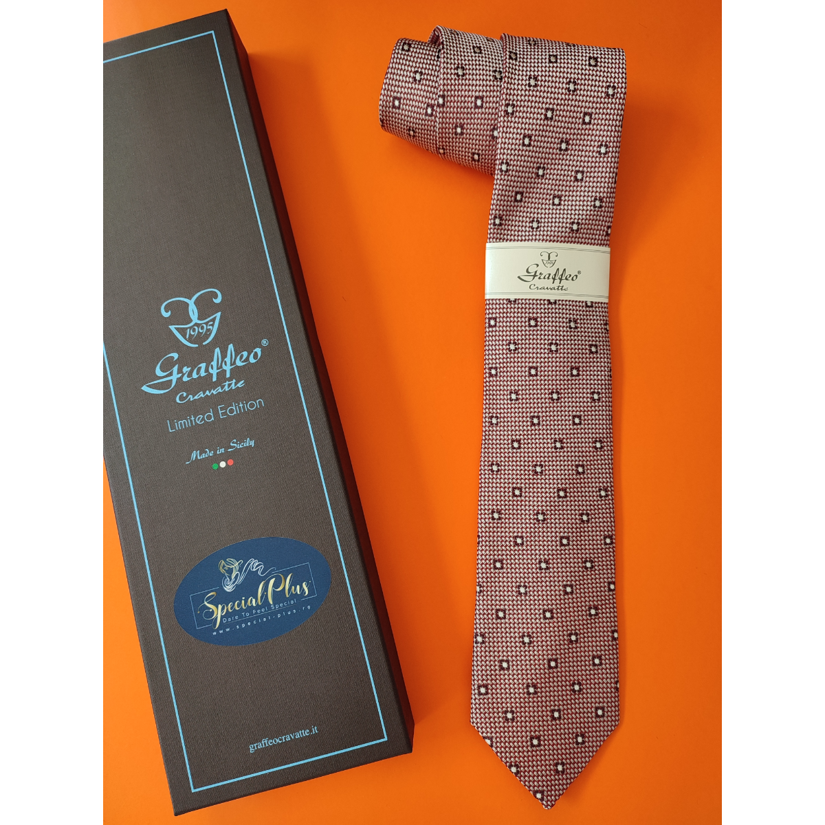 Cravata matase AN5226, roz, 148 cm x 8 cm - eMAG.ro