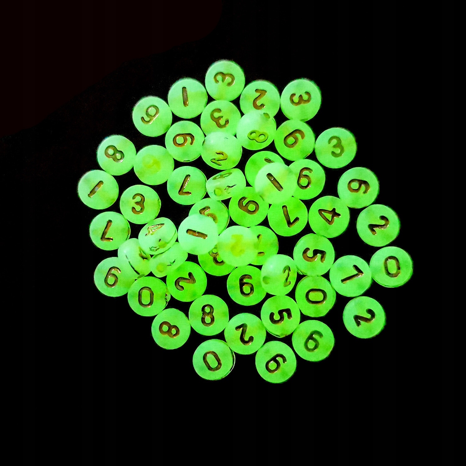 Set 100 Margele albe fosforescente, 7x7mm, Alb - eMAG.ro