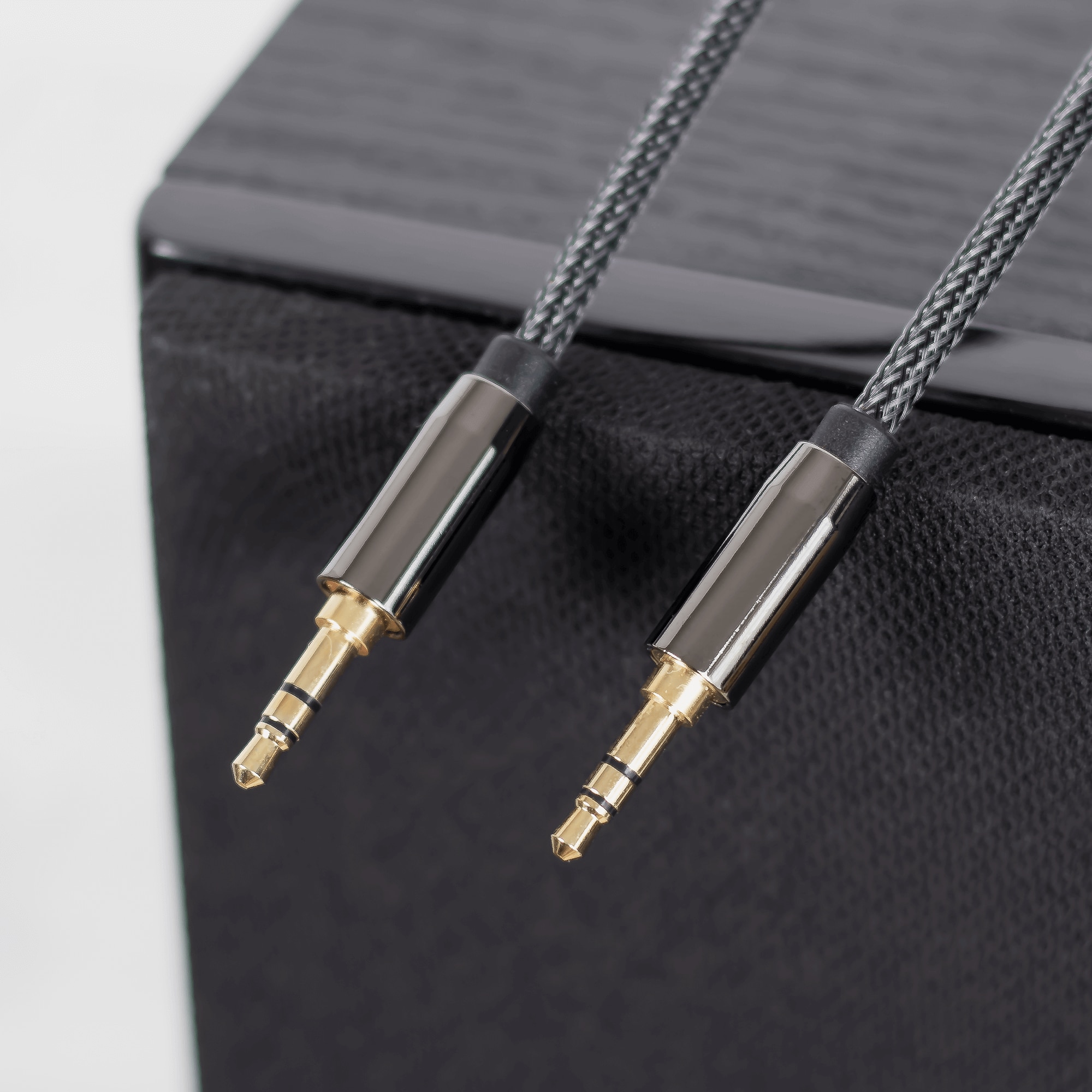 Cablu Audio AUX Mini Jack 3.5 mm tata tata 2M Reagle AUX PRO HQ - eMAG.ro