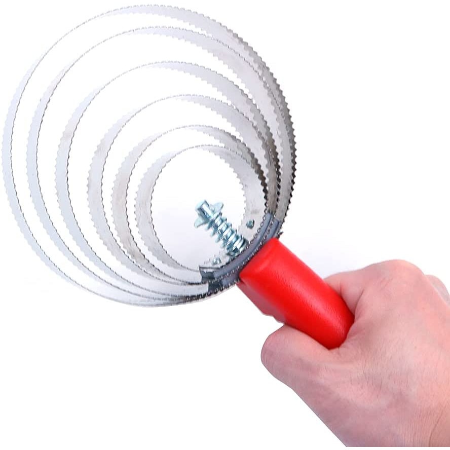 Tesala circulara pentru cai, ABS, 23 cm, Rosu/Argintiu - eMAG.ro