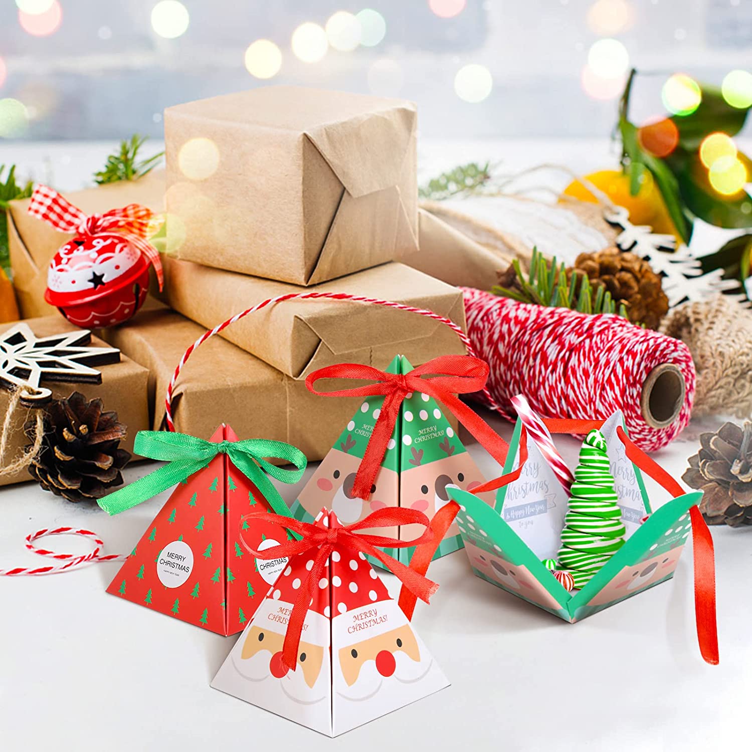 Cutii de bomboane, Craciun, 8 cm, Carton, 24 buc, Multicolor - eMAG.ro