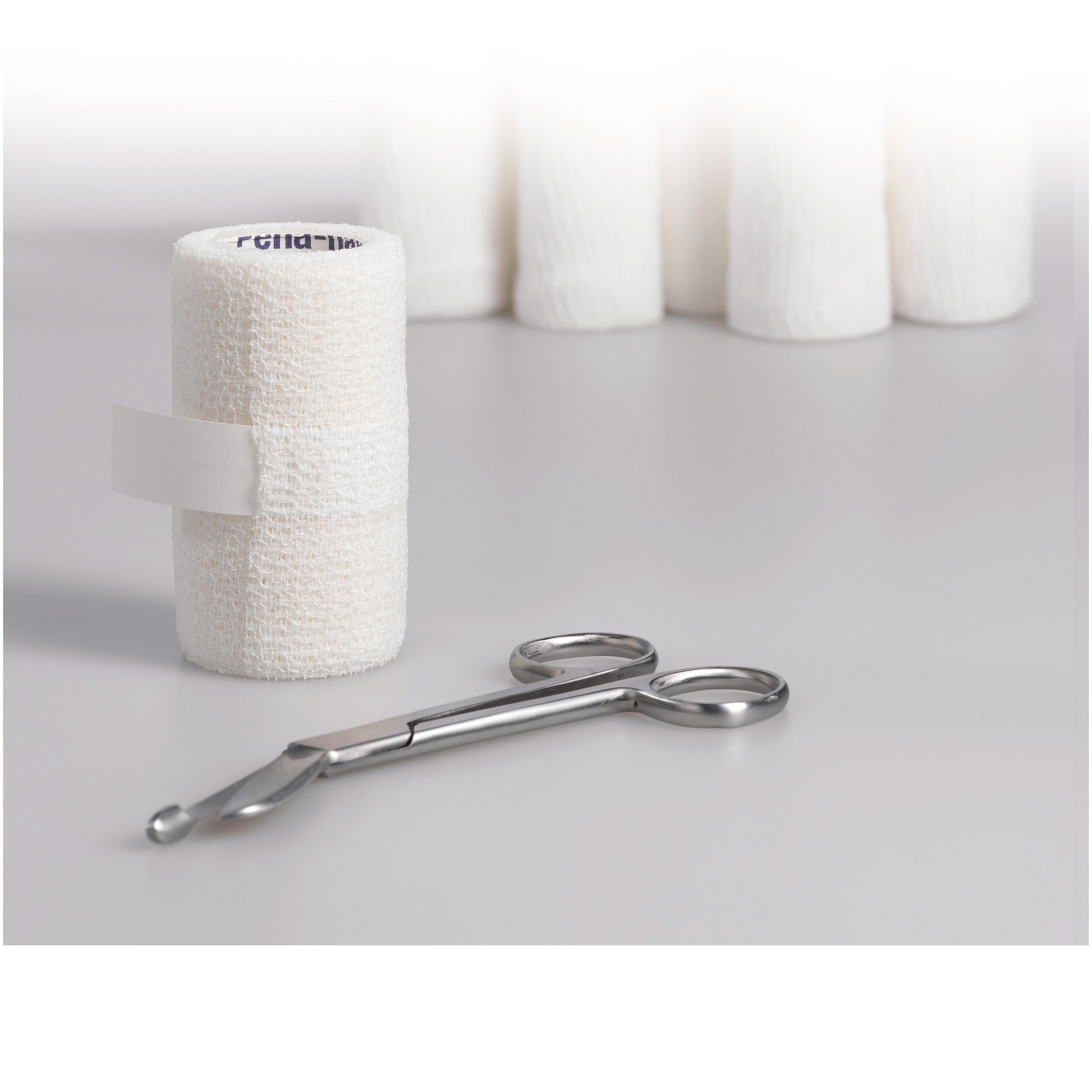 Fasa elastica autoadeziva Hartmann, Peha-haft, 12 cm x 20 m - eMAG.ro