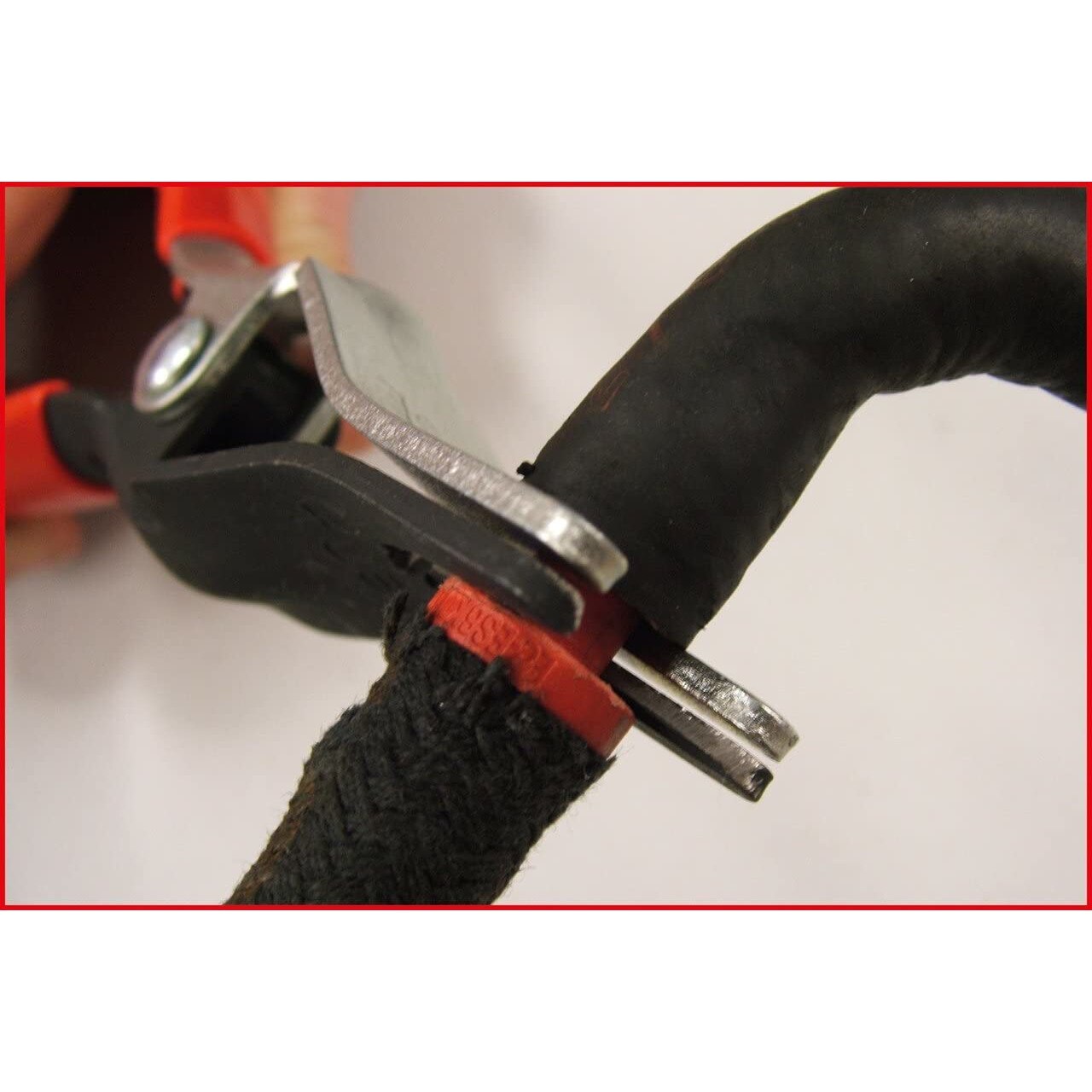 Cleste universal, PVC, 195mm, Negru/Rosu - eMAG.ro