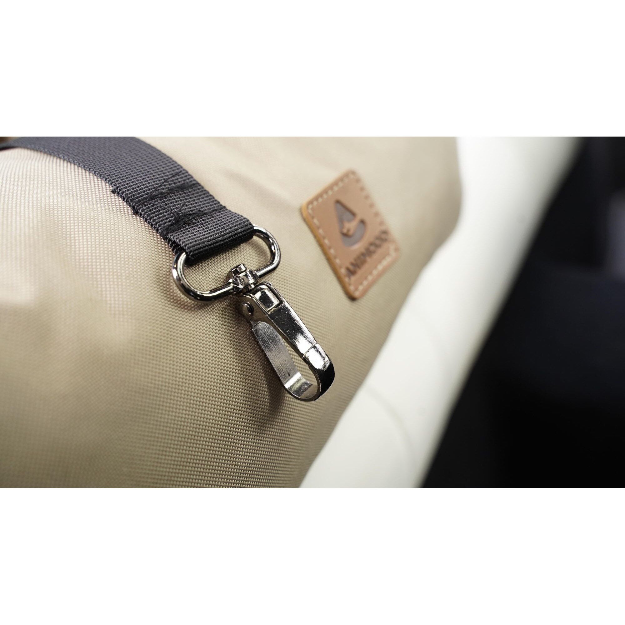 Scaun auto pentru caini, Animood, Pentru caini de talie medie, Bej ...