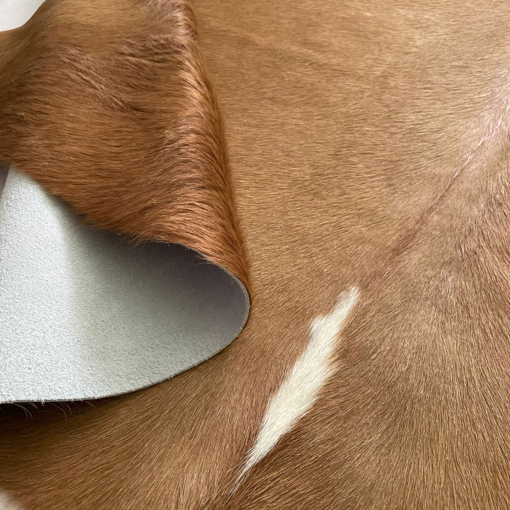 Covor din Piele de Vaca Maro, 190x180cm - eMAG.ro