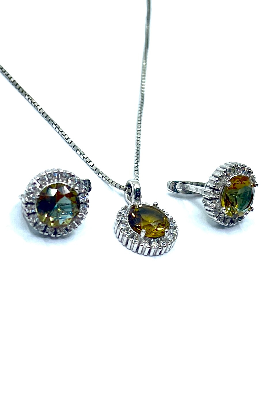 Set din argint 925 cu Zultanit, Dinuzete - eMAG.ro