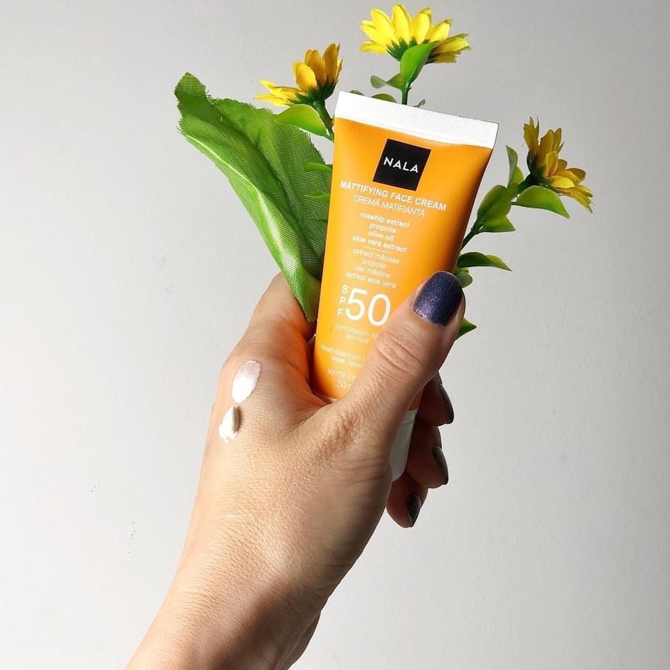 Crema matifianta SPF 50, NALA, extract macese, propolis, ulei masline ...