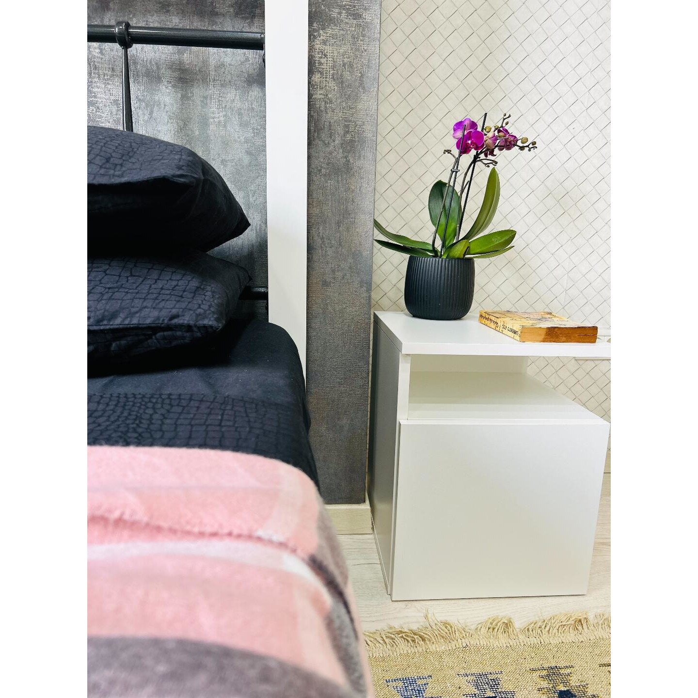 Noptiera alba din Pal 35cm x35 cm x 45 cm - eMAG.ro