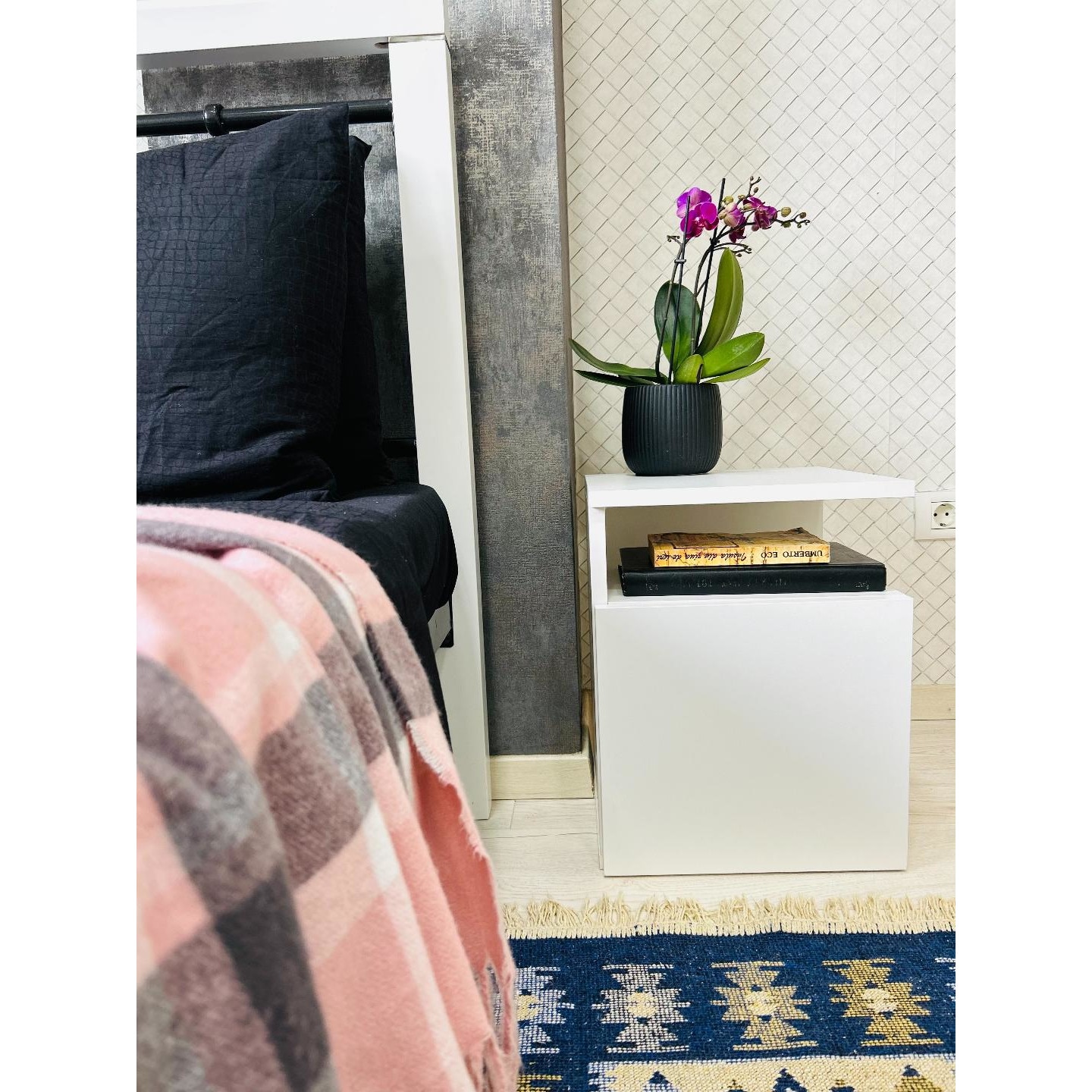 Noptiera alba din Pal 35cm x35 cm x 45 cm - eMAG.ro