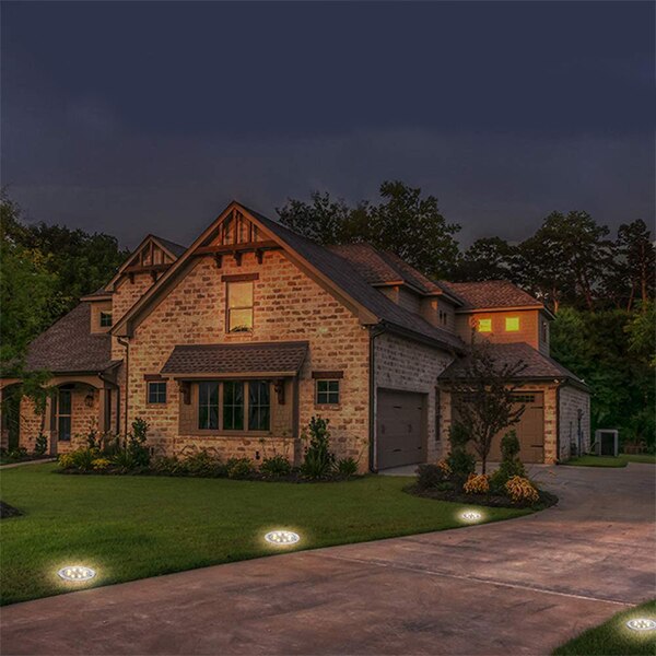 Set de 4 lumini cu LED solare pentru gradina sau alee - eMAG.ro