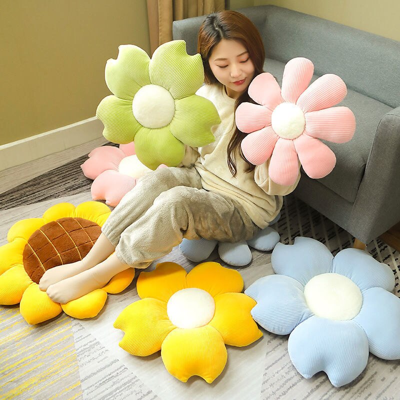 Perna decorativa in forma de floare, Plus/Bumbac, 70 cm, Galben - eMAG.ro