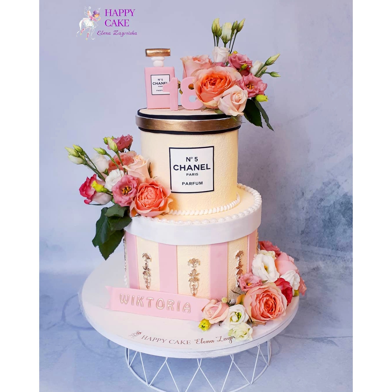 Suport pentru tort 3 niveluri, Brand4Cake, Lemn, 30x18x12 cm - eMAG.ro