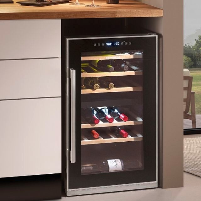 Racitor de vin Severin, H 85 cm, volum 80 litri, 28 sticle, doua zone ...