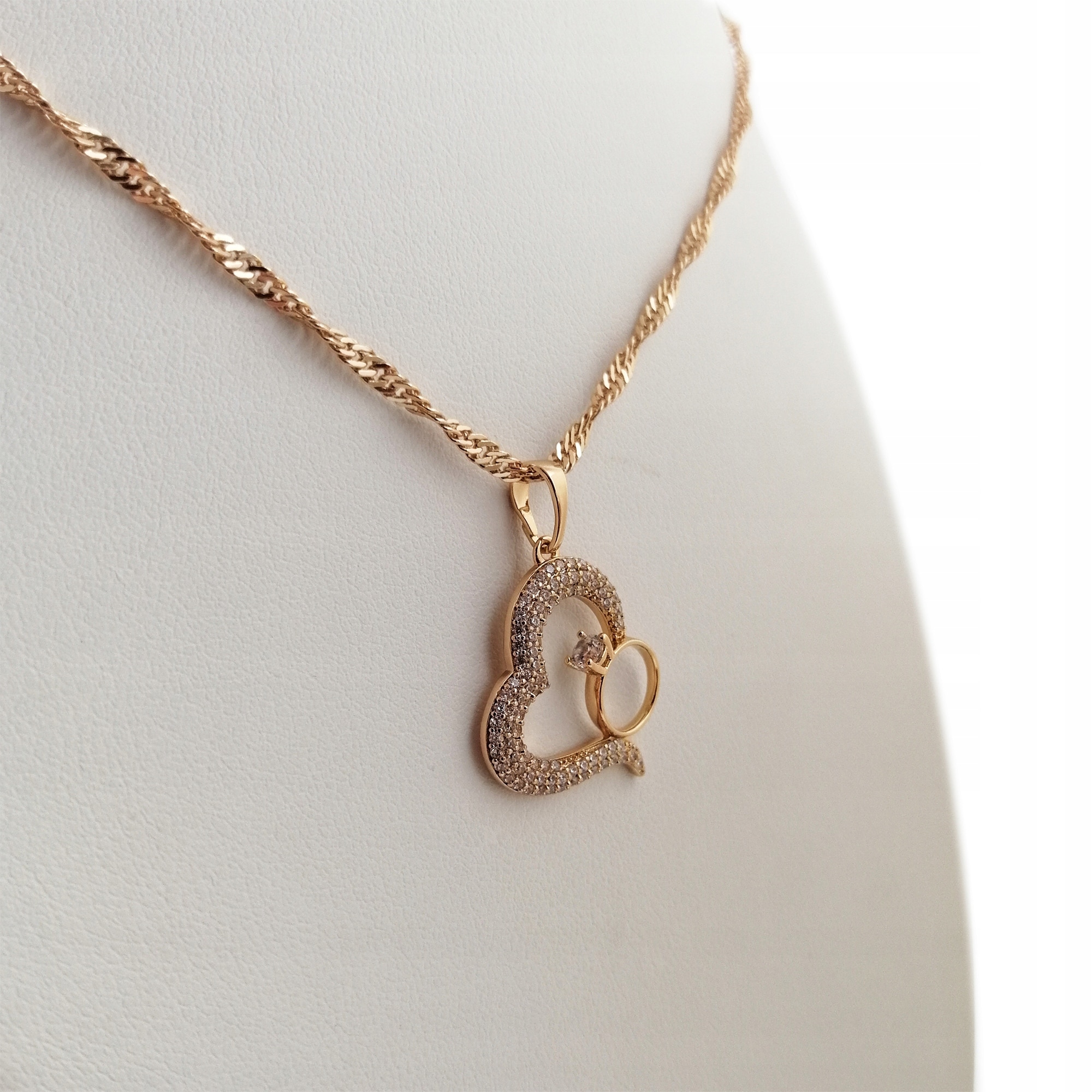 Lant cu pandantiv dama Golden Celebrity, Inima cu inel, Auriu - eMAG.ro