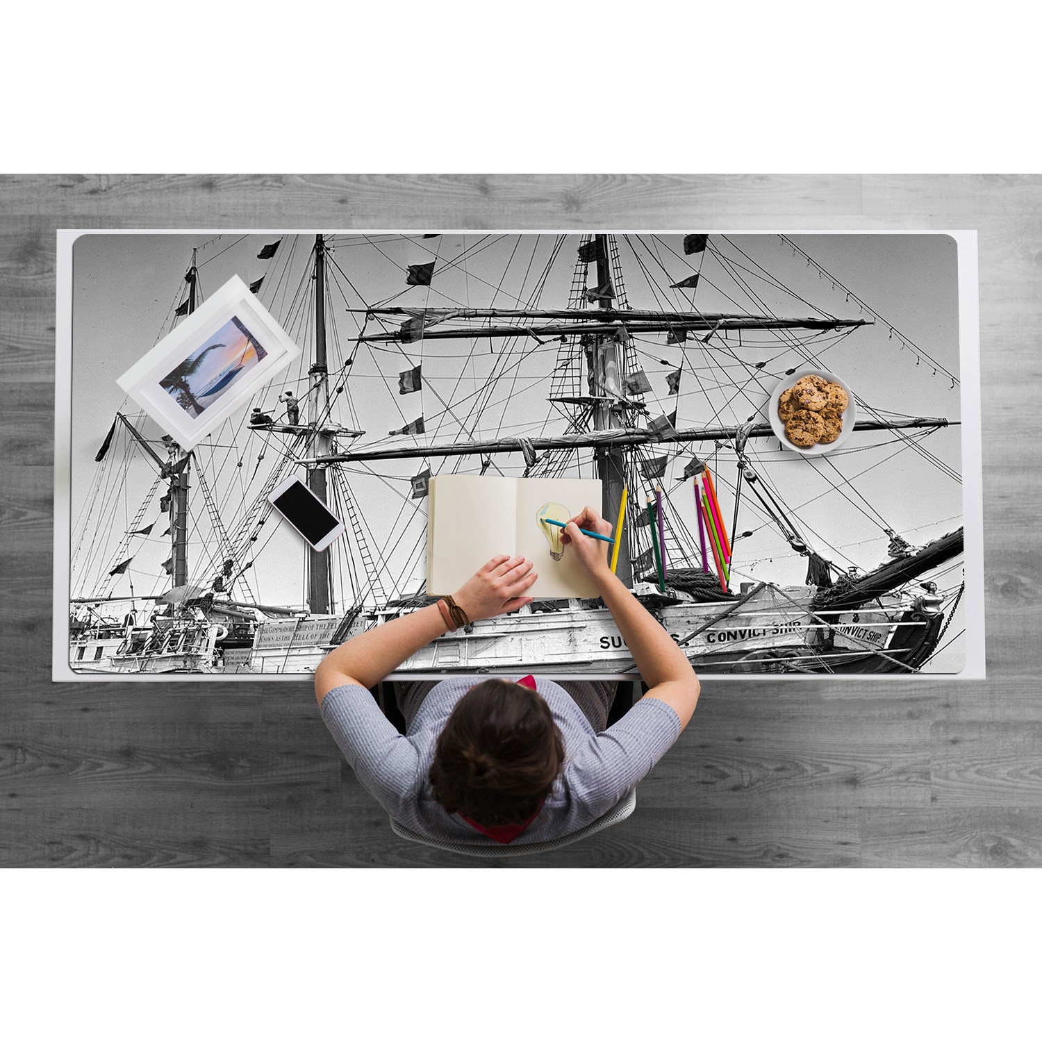 Mapa birou, din PVC, pentru protectie birou, Nava De Epoca, Alb-Negru ...
