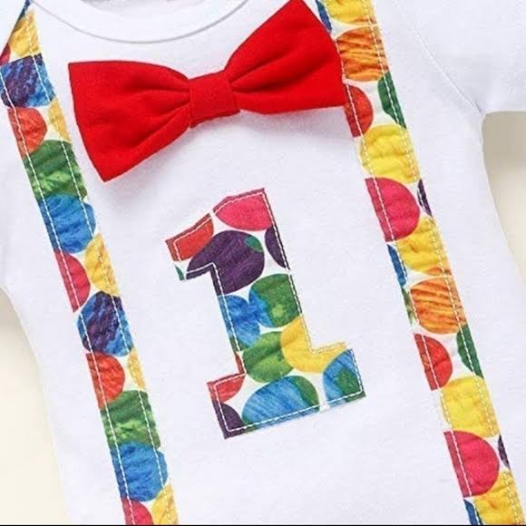 Set aniversar 1an, body alb papion rosu, chilot buline multicolore ...
