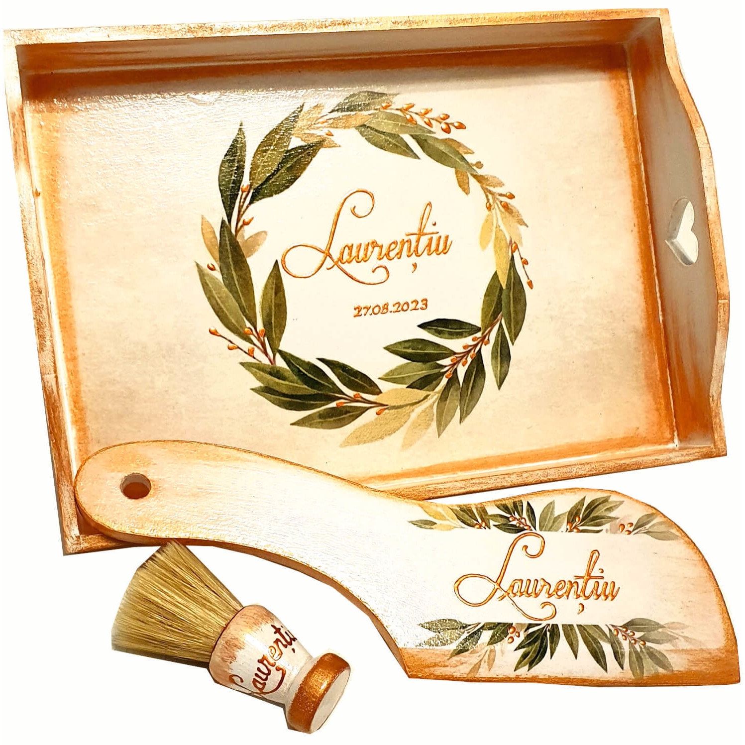 Set pentru nunta, gatitul mirelui, format din tava, pamatuf si ...