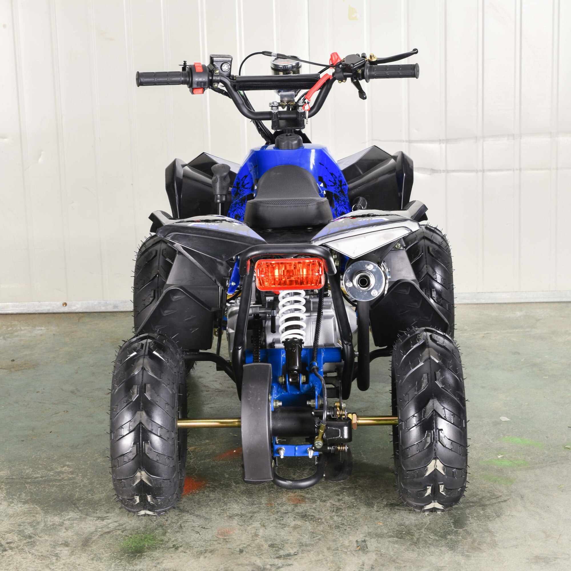 ATV002, motor benzina,110cc, 4 viteze, cutie viteze manuala, transmisie lant, albastru - eMAG.ro