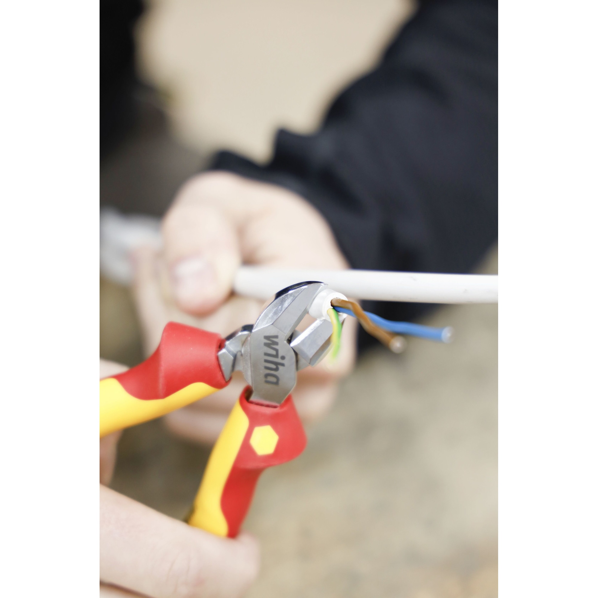 Cleste sfic profesional, 1000V, DynamicJoint®, 18cm, Wiha Z12106 SB ...