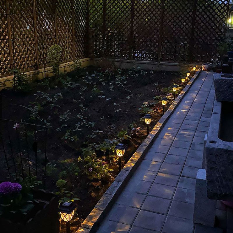 Set 4x Lampa solara de gradina, iluminare LED, Rezistent la apa IP65 ...