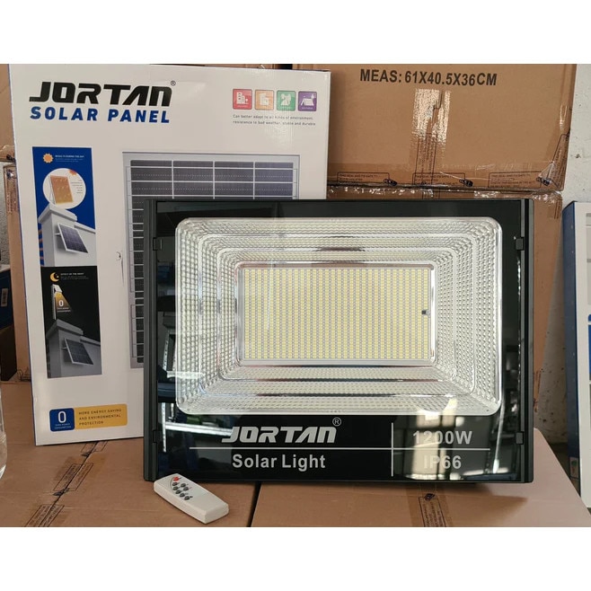 Proiector Solar, LED, Putere 1200W - eMAG.ro