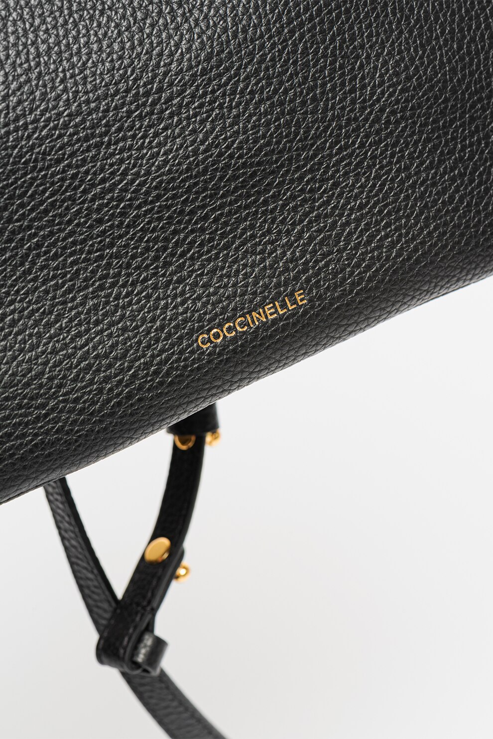 COCCINELLE, Geanta crossbody din piele Magie, Negru - eMAG.ro