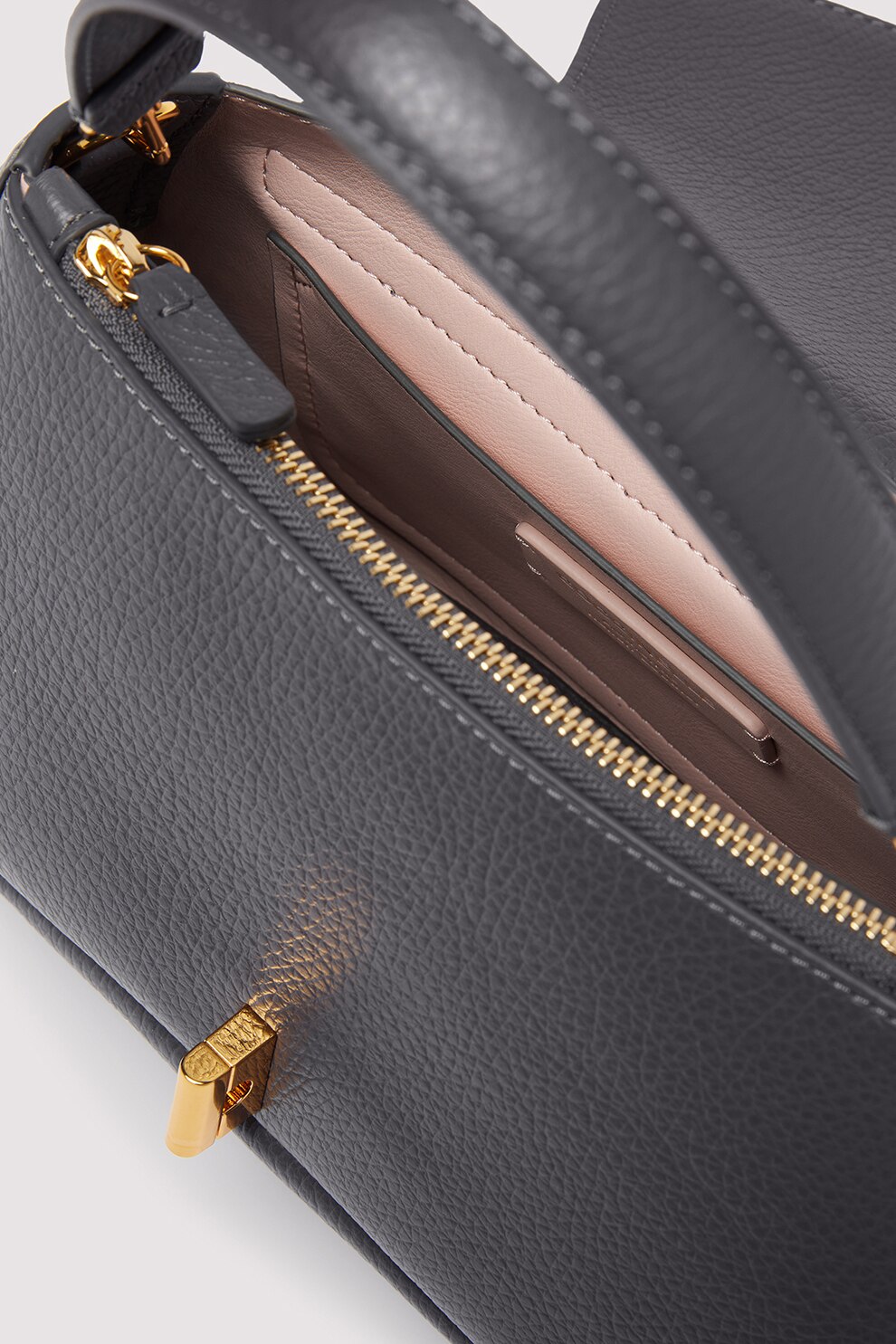 COCCINELLE, Geanta de piele cu maner Himma, Gri carbune - eMAG.ro