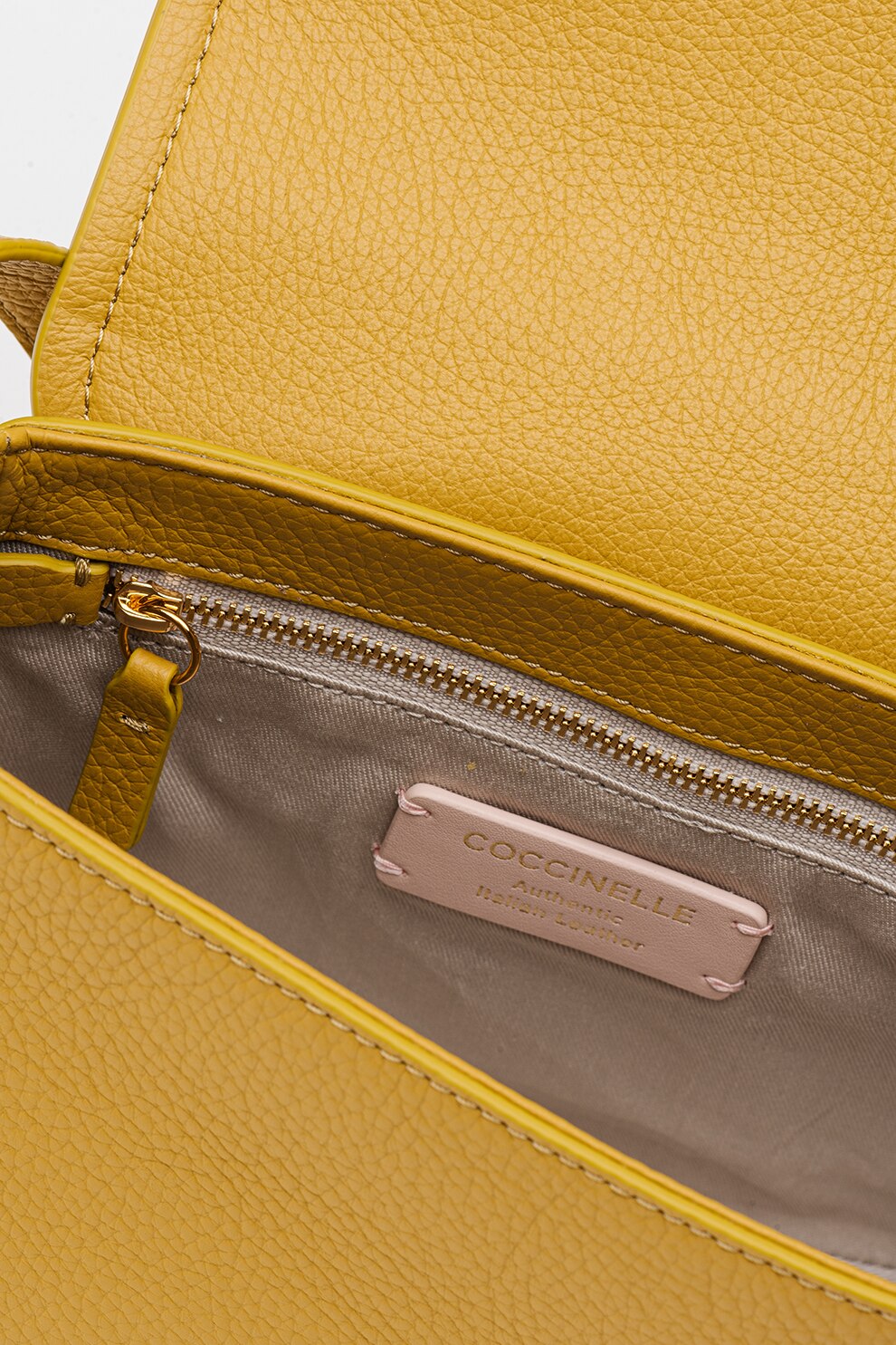 COCCINELLE, Geanta crossbody din piele Magalu', Mustar - eMAG.ro