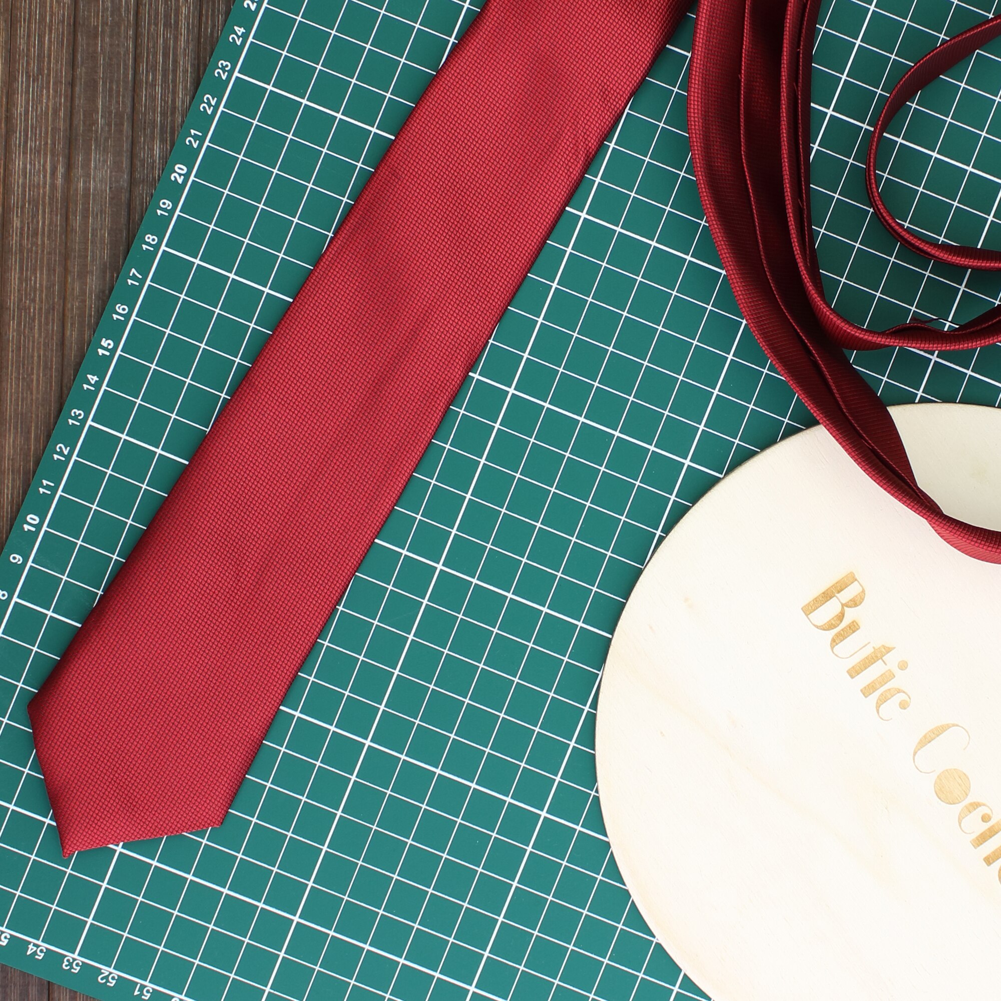 Cravata, Buticcochet, din material sintetic, 145 x 5.5 cm, Rosu inchis ...