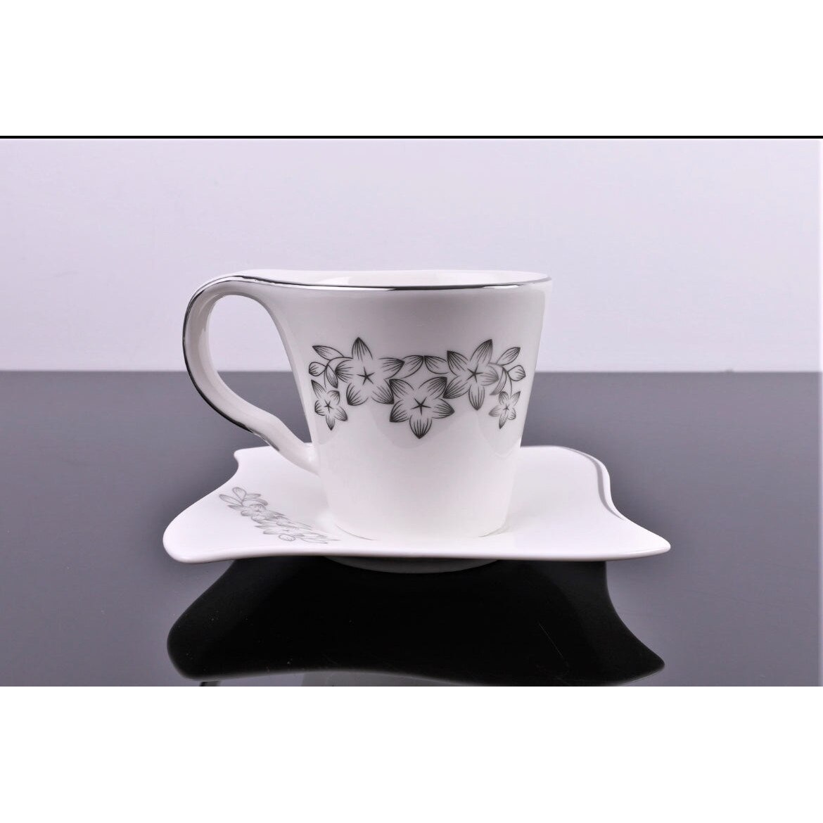 Set 2 cesti pentru cafea sau ceai, MalookiLuxury Collection - eMAG.ro