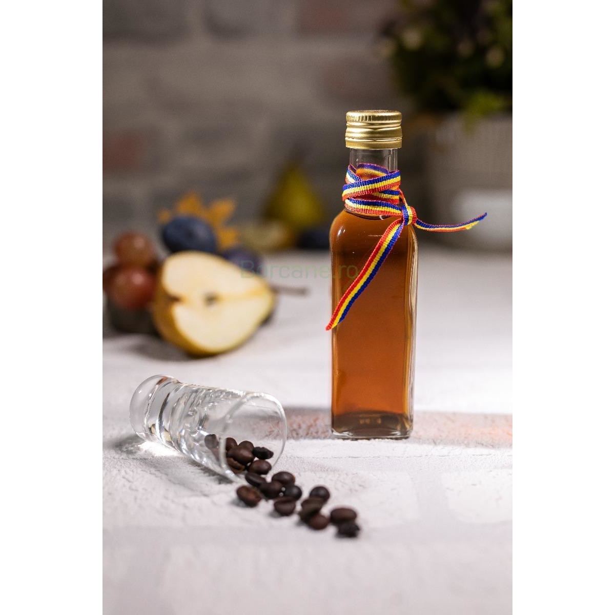 Sticla patrata cu dop metalic, 100 ml - eMAG.ro