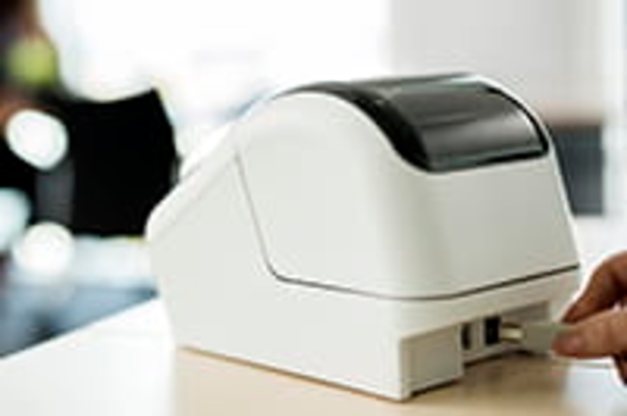 Принтер за етикети BROTHER QL-810W - 62 мм, Термо, USB WIFI - eMAG.bg