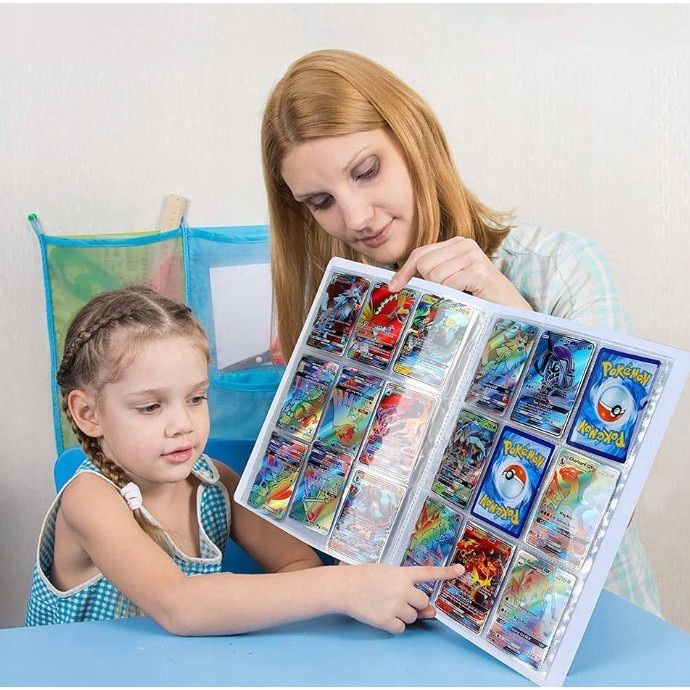 DMS 120 véletlenszerű kártya, 30 rendkívül ritka kártya és egy nagy 3D ...