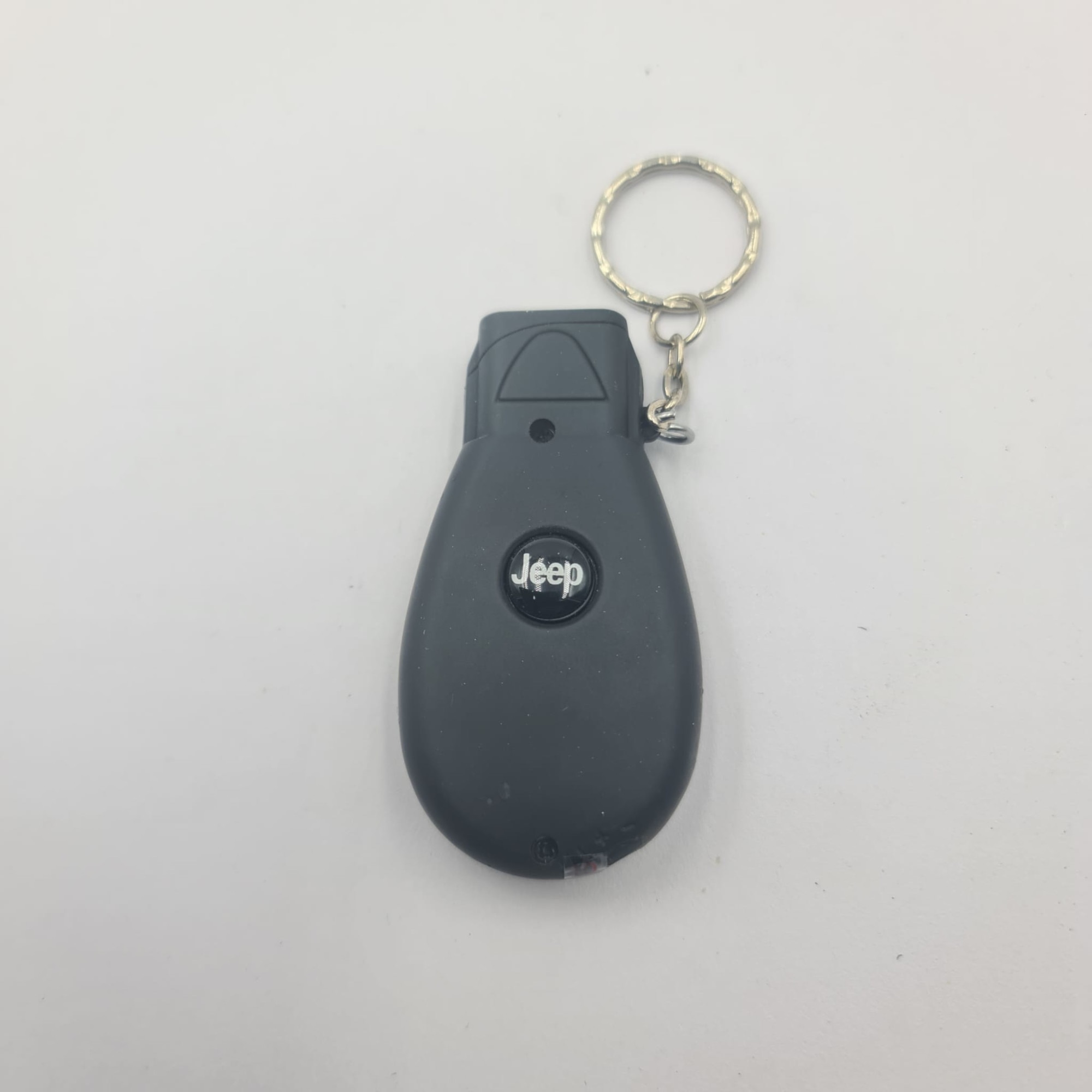 Bricheta Antivant cu Capac, Reincarcabila, Gaz, Breloc, Model Jeep ...