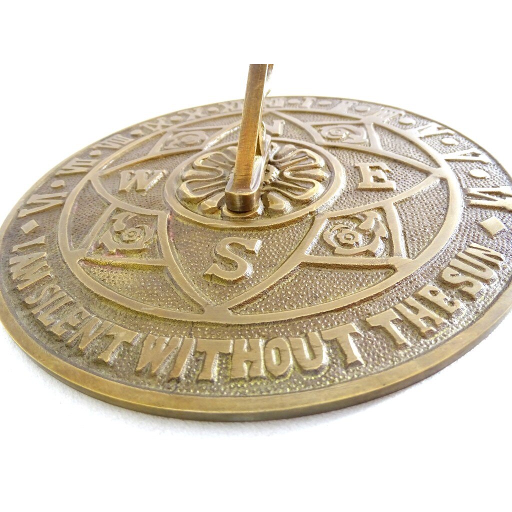 Cadran solar din alama pentru gradina, diametru 20cm - eMAG.ro