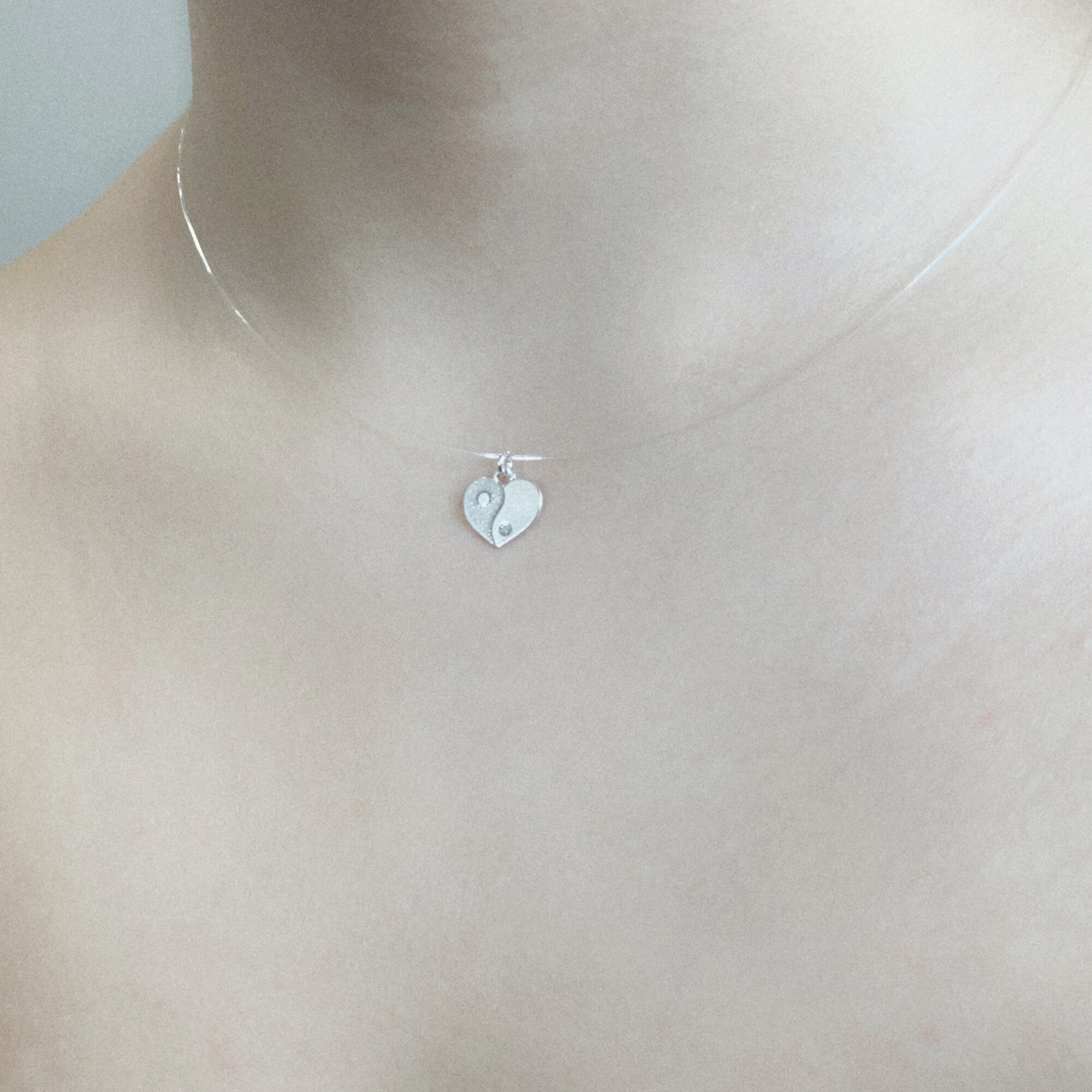 Colier fir transparent cu pandantiv INIMA Yin&Yang din Argint 925, reglabil 38-41 - eMAG.ro