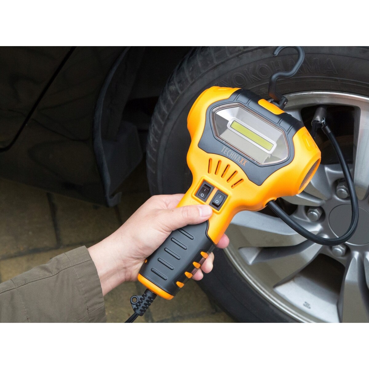 Compresor portabil, Technaxx, 7 bar, Galben - eMAG.ro