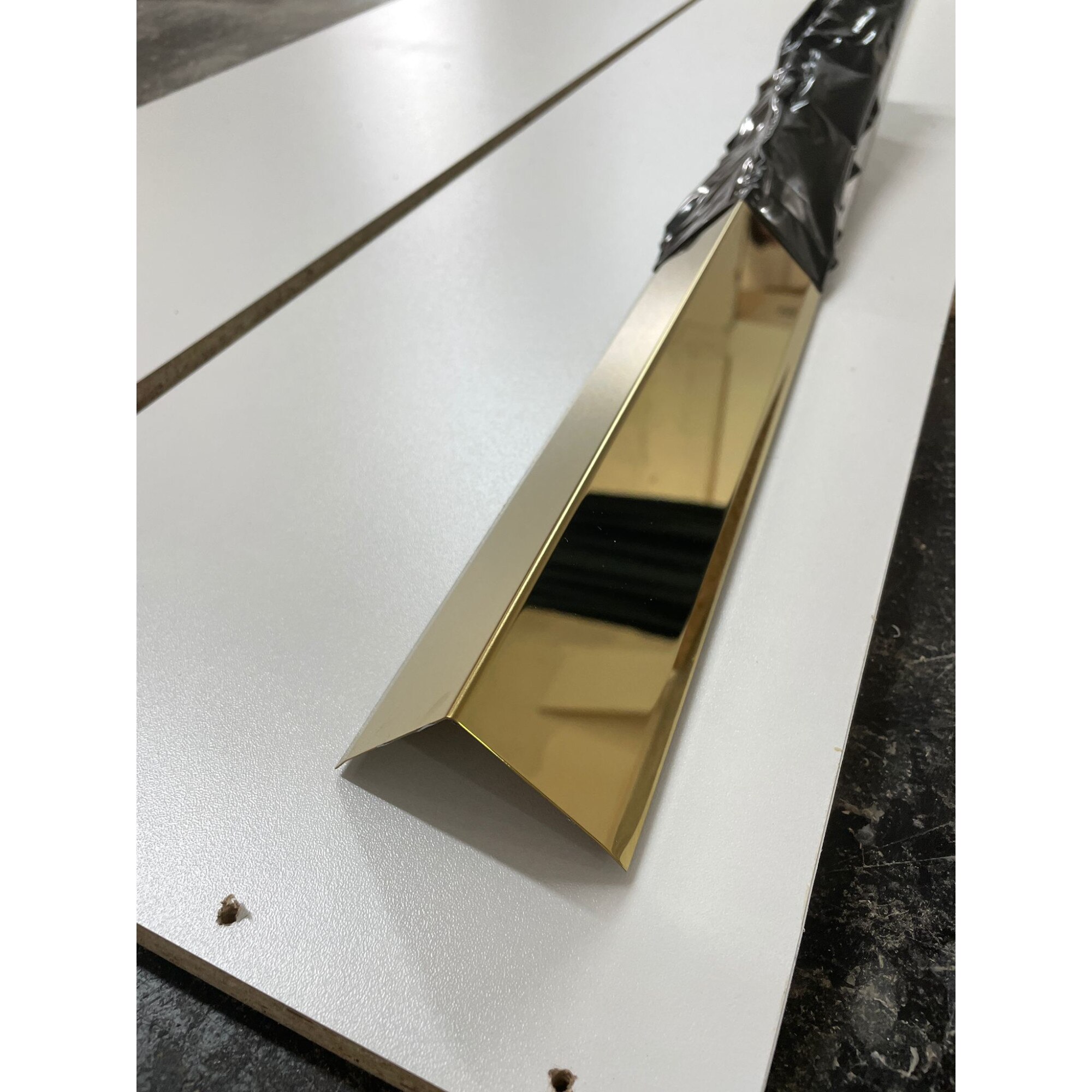 Profil tip cornier cu laturi tesite, Inox, 270 x 3 x 3 cm, 0.6 mm ...