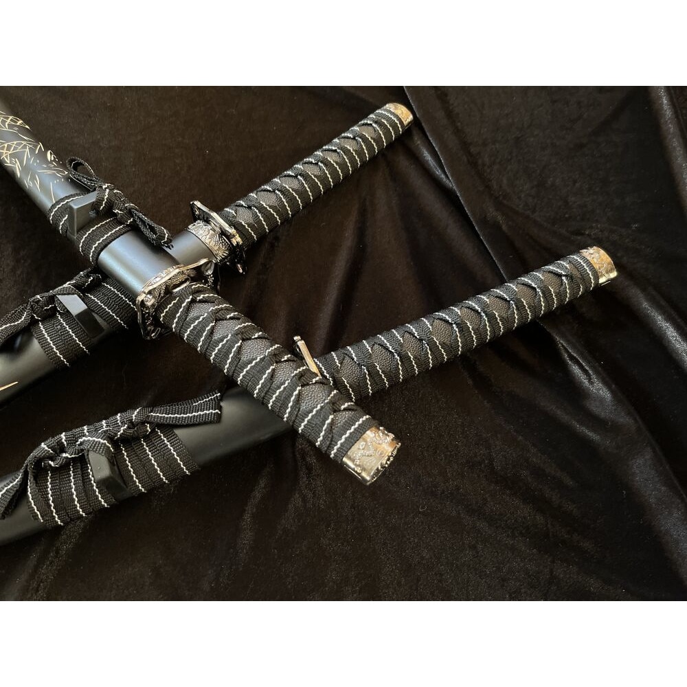 Set de 3 Sabii cu Teaca si Suport, Dragonul Negru, din Otel Carbon ...