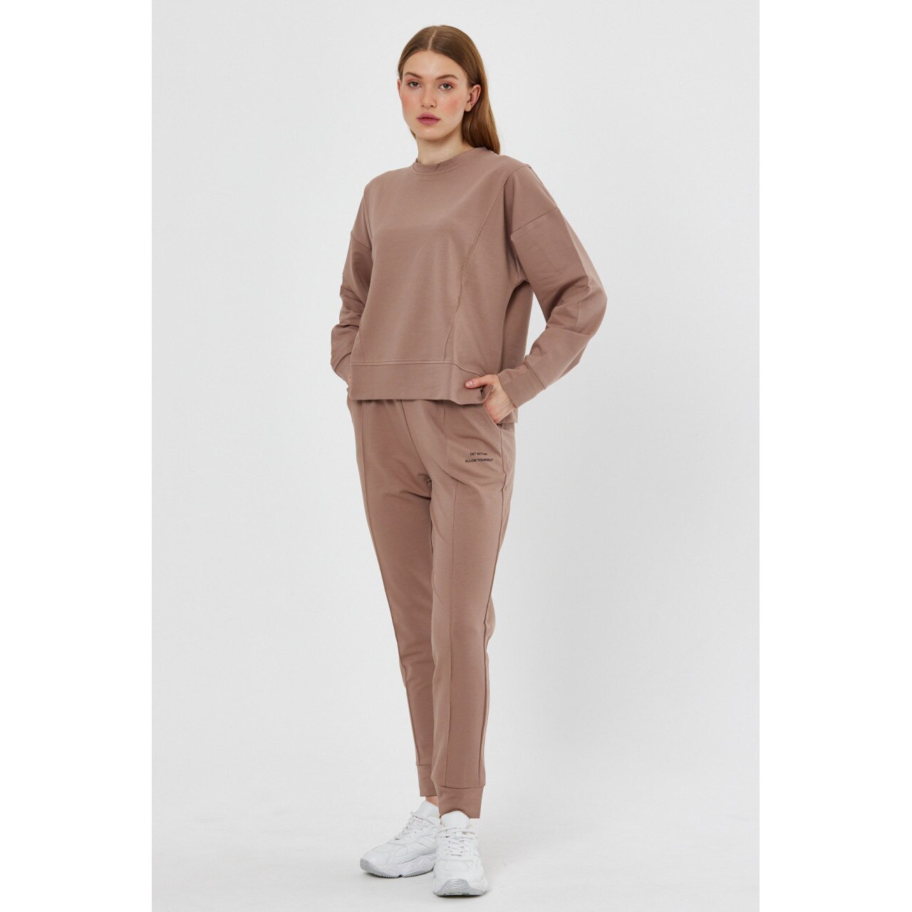 Trening din pantalon si bluza scurta cu fermoar partial, marime 2XL ...