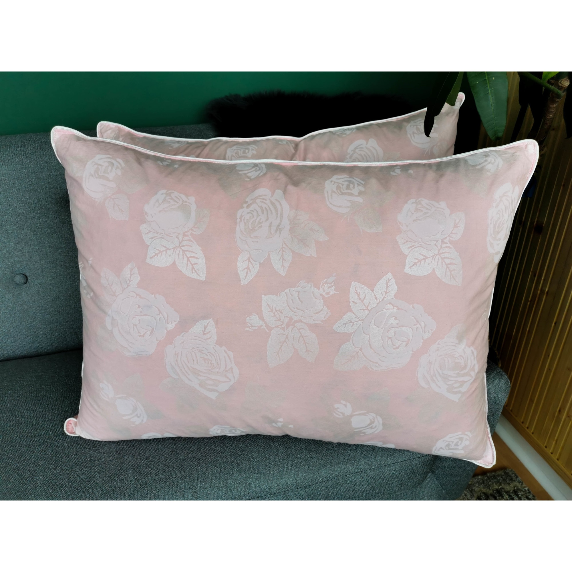 Set pilota 160x200 + 2 perne 50x70 Alsam, din pana si puf, roz - eMAG.ro