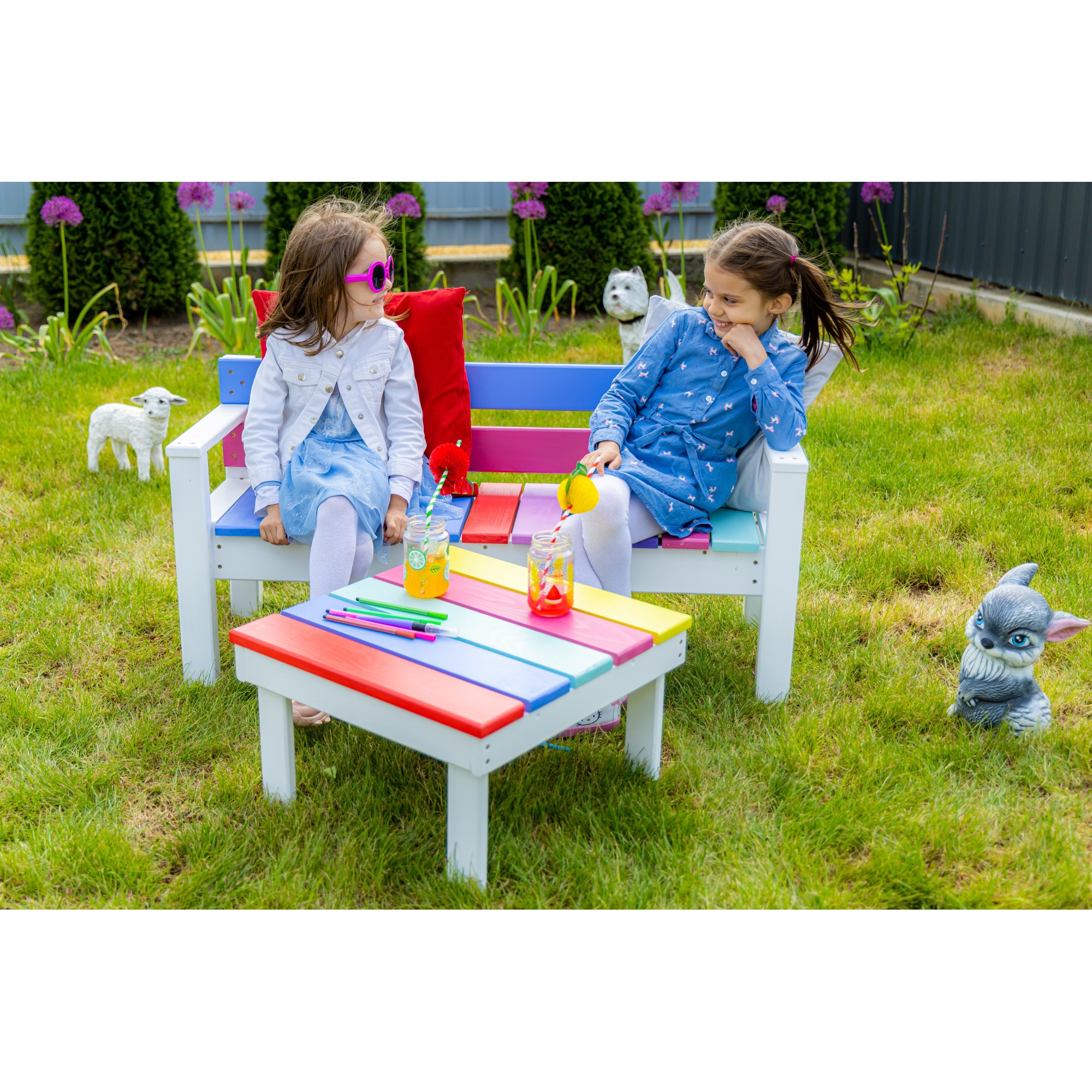 Set multicolor bancuta cu masuta pentru gradina - eMAG.ro