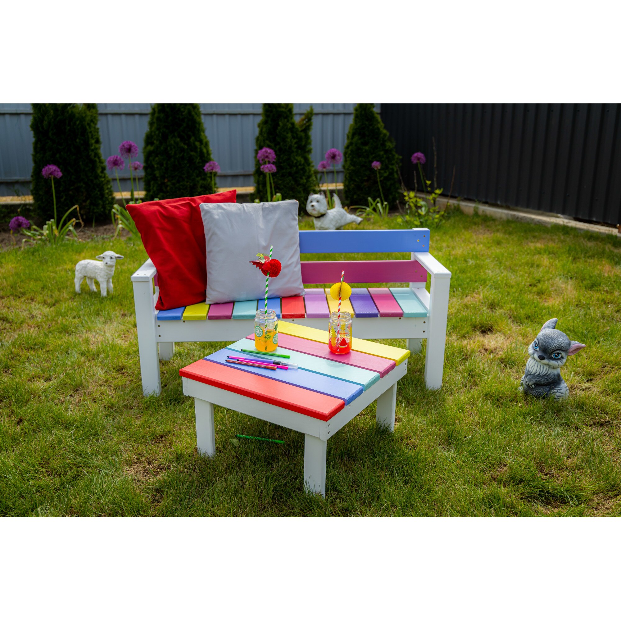 Set multicolor bancuta cu masuta pentru gradina - eMAG.ro