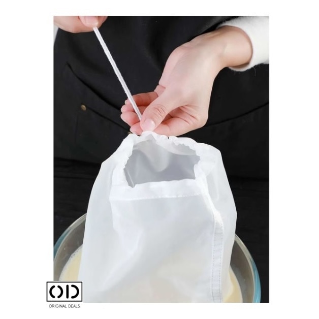 Punga pentru Strecurat Alimente Lichide, cu Sita Foarte Fina si Snur ...