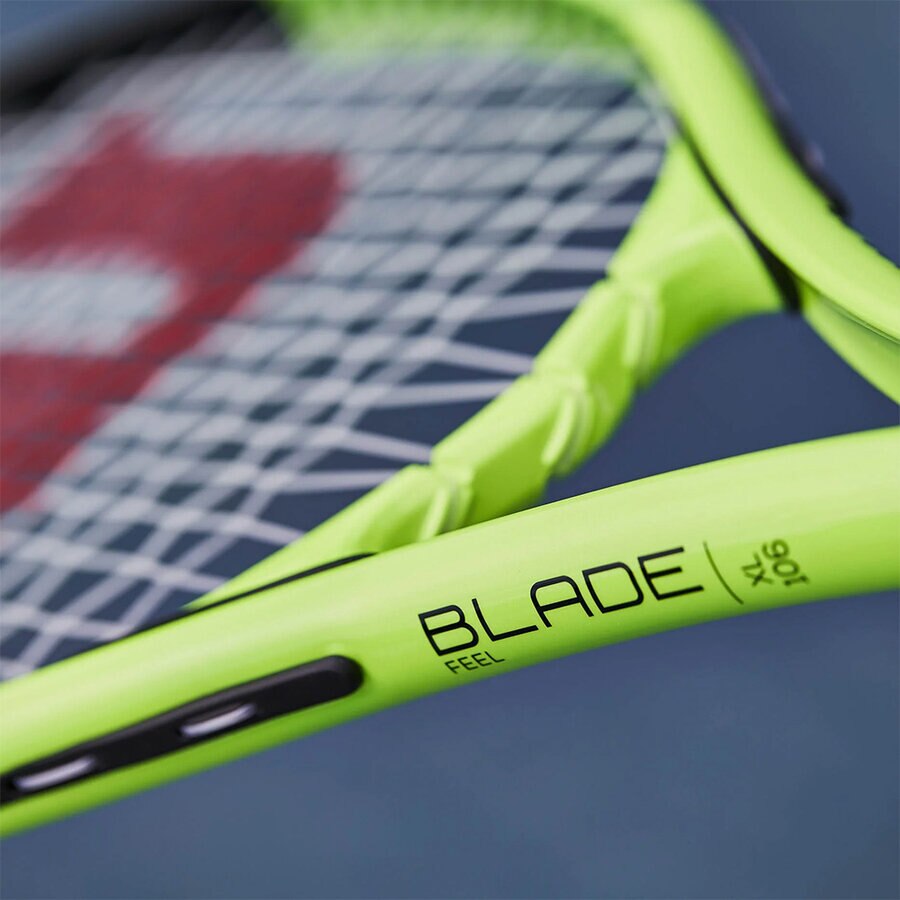 Тенис ракета Wilson Blade Feel XL, наплетена, 279 гр., 106 кв. инча ...