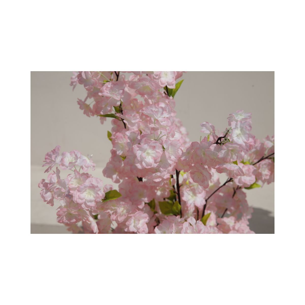 Planta artificiala Cires roz, trunchi din lemn si vita de vie rasucita ...